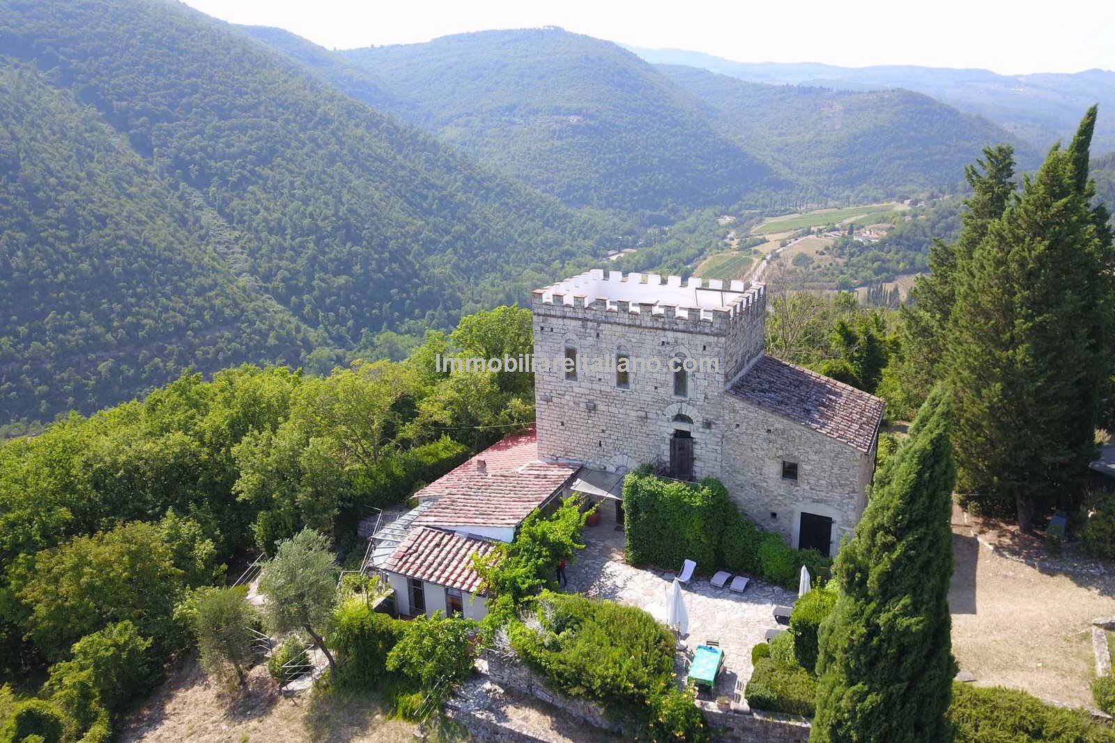 Castle Tower Immobiliare Italiano castle-tower-immobiliare-italiano
