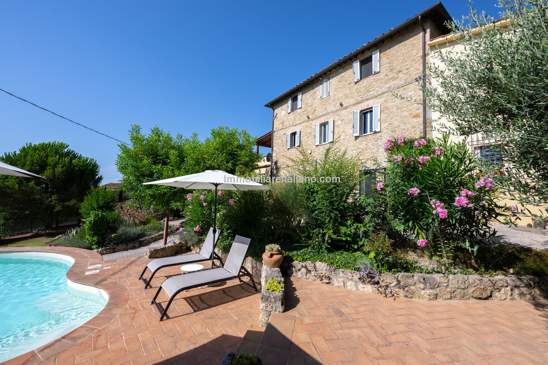 Pretty As A Picture Umbria Italian Countryside Home